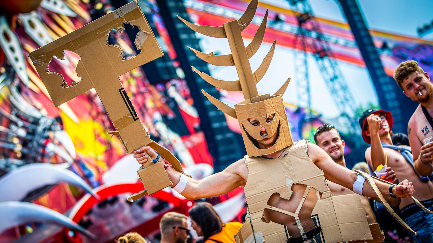 On stage during POWER HOUR as a Cardboarder | Q-dance