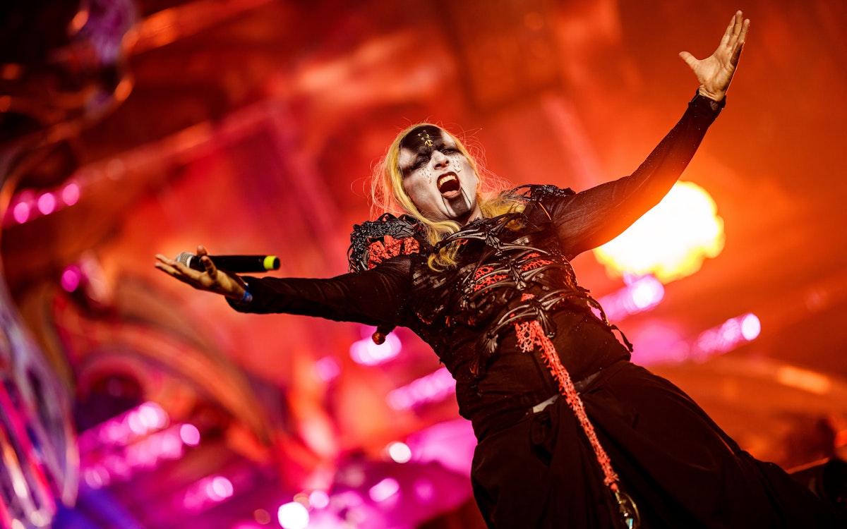 A photomoment in the official show outfits of Qlimax 2023 | Q-dance